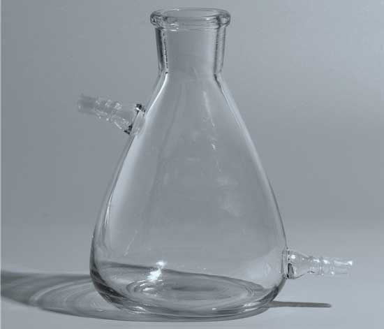 Filtering Flask with Tubulature at Upper Side and Bottom - Acyuan glassware
