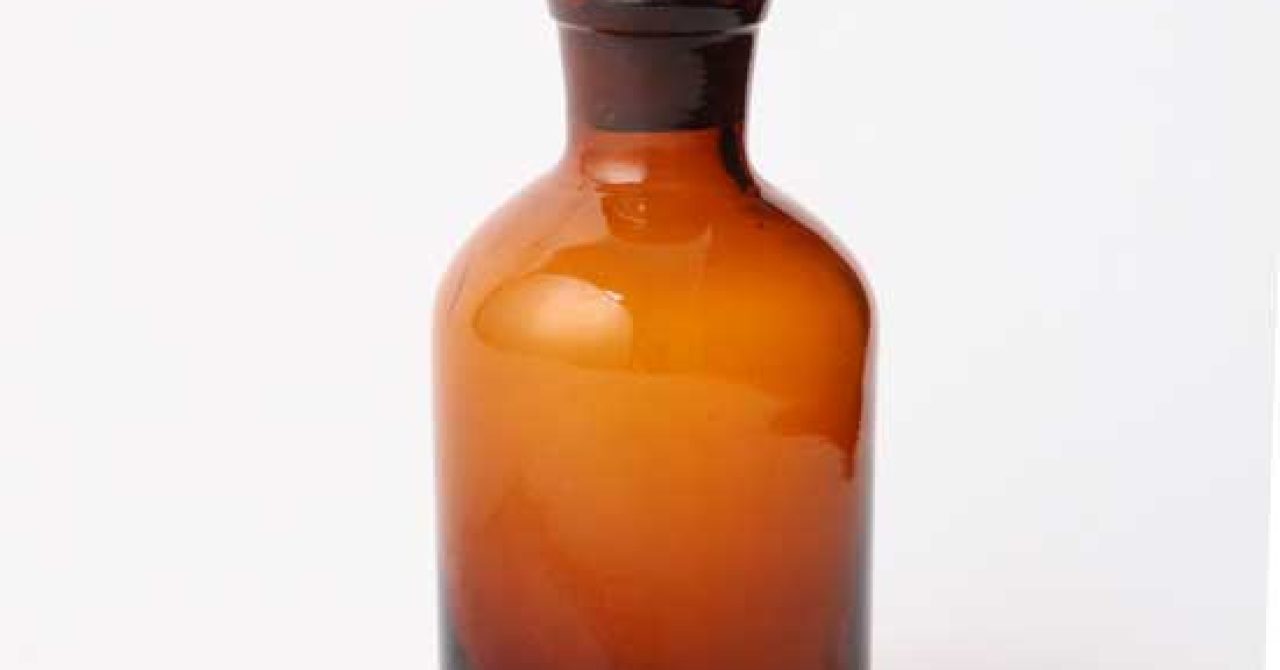How to open a volatile reagent bottle in summer? - 【WUBOLAB】